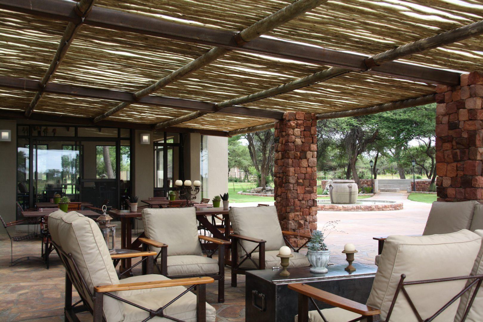 Mokuti Etosha Lodge - Etosha National Park - Self drive Namibië | Tongasabi